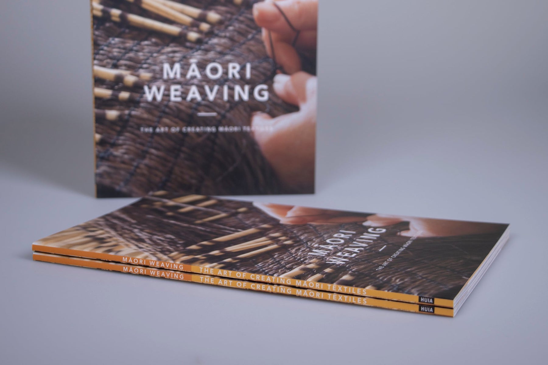Māori Weaving: The Art of Creating Māori Textiles by Huia Publishers